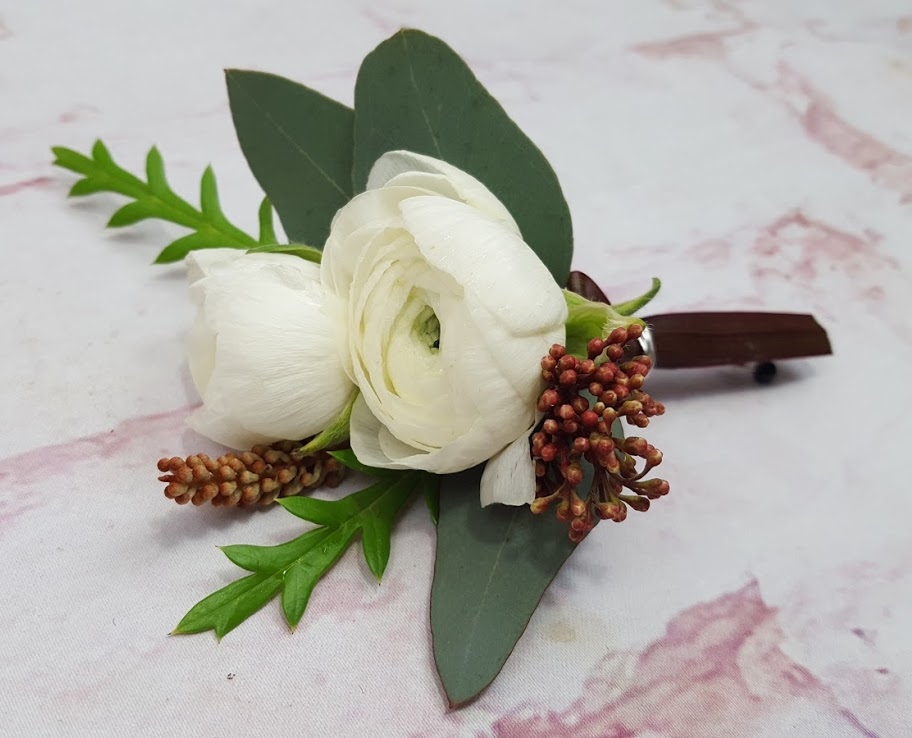 Flowers for Guys: Boutonnieres and Blooms for Fun and Formal Occasions